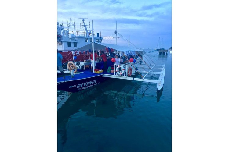 Boat rentals & party boat charters in Cebu — Sailing in Cebu | Sailo