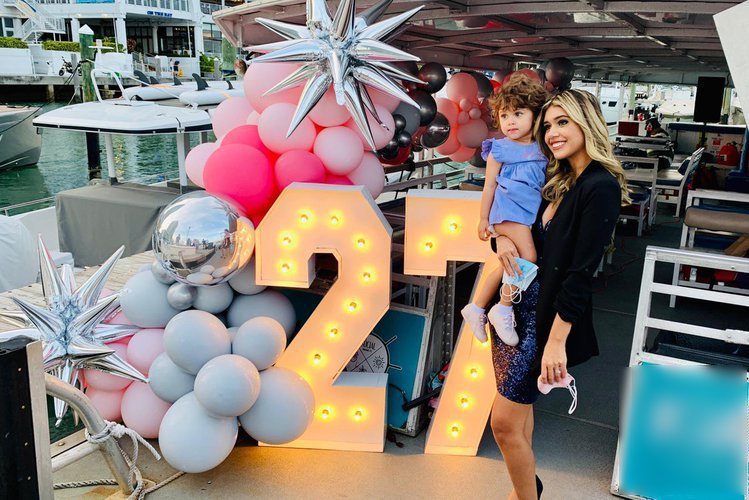 Party Boat Rental Miami — Yacht Rentals, FL | Sailo