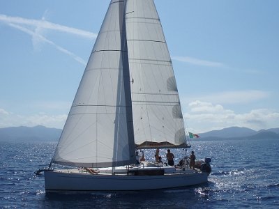 79839 Sailboat 38.1’ Rental Piombino, IT | Sailo
